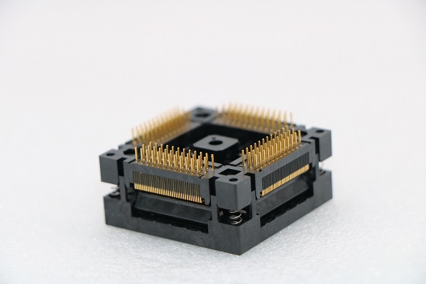 进口QFP144-0.5本体20×20的下压座子IC201-1444-026P-2_概述_性能_特点_规格_应用